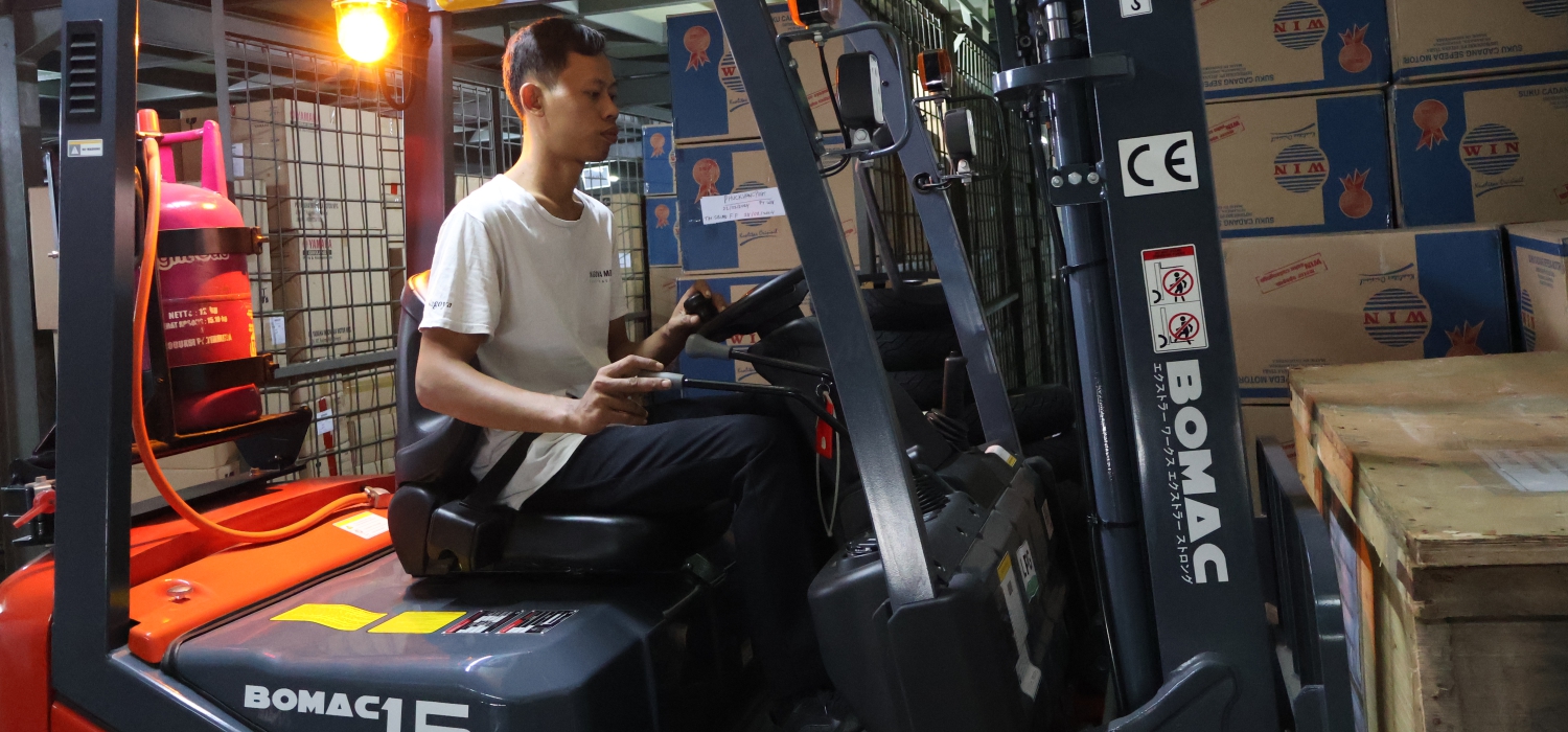 Pengiriman Cargo dengan Ekspedisi, Apa sih Perbedannya? - Jasa Trucking Pengiriman Cargo dengan Ekspedisi, Apa sih Perbedannya? - Jasa Trucking